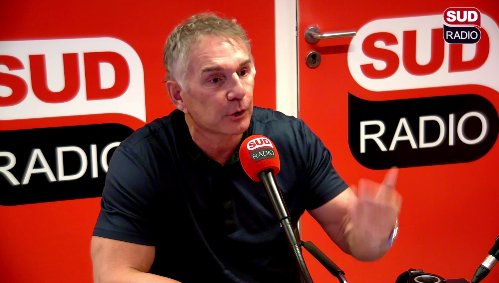 Vignal (LREM) : "Sur les centres-villes, il y a eu 40 ans de ...