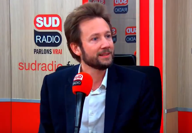 Boris Vallaud : Édouard Philippe "est droit dans les bottes ...