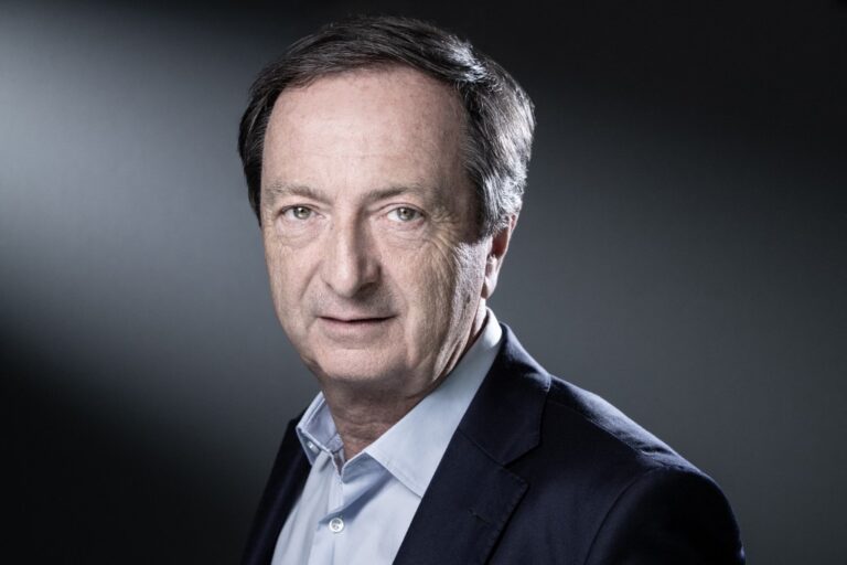 Leclerc au top, Royal et Retailleau de retour, Le Pen en chute ...