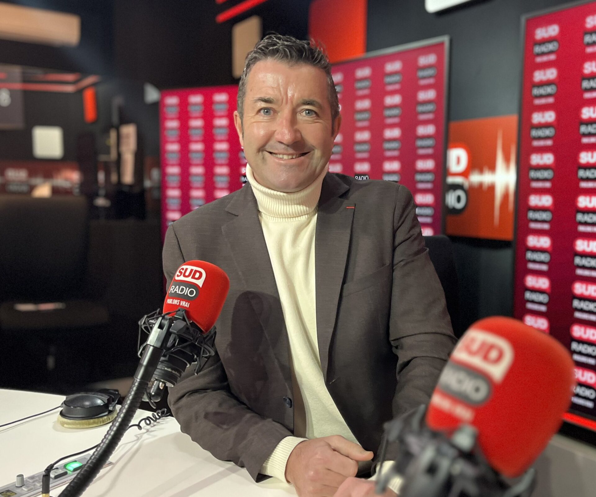 Avec Karl Olive, député Renaissance des Yvelines | L'invité politique ...