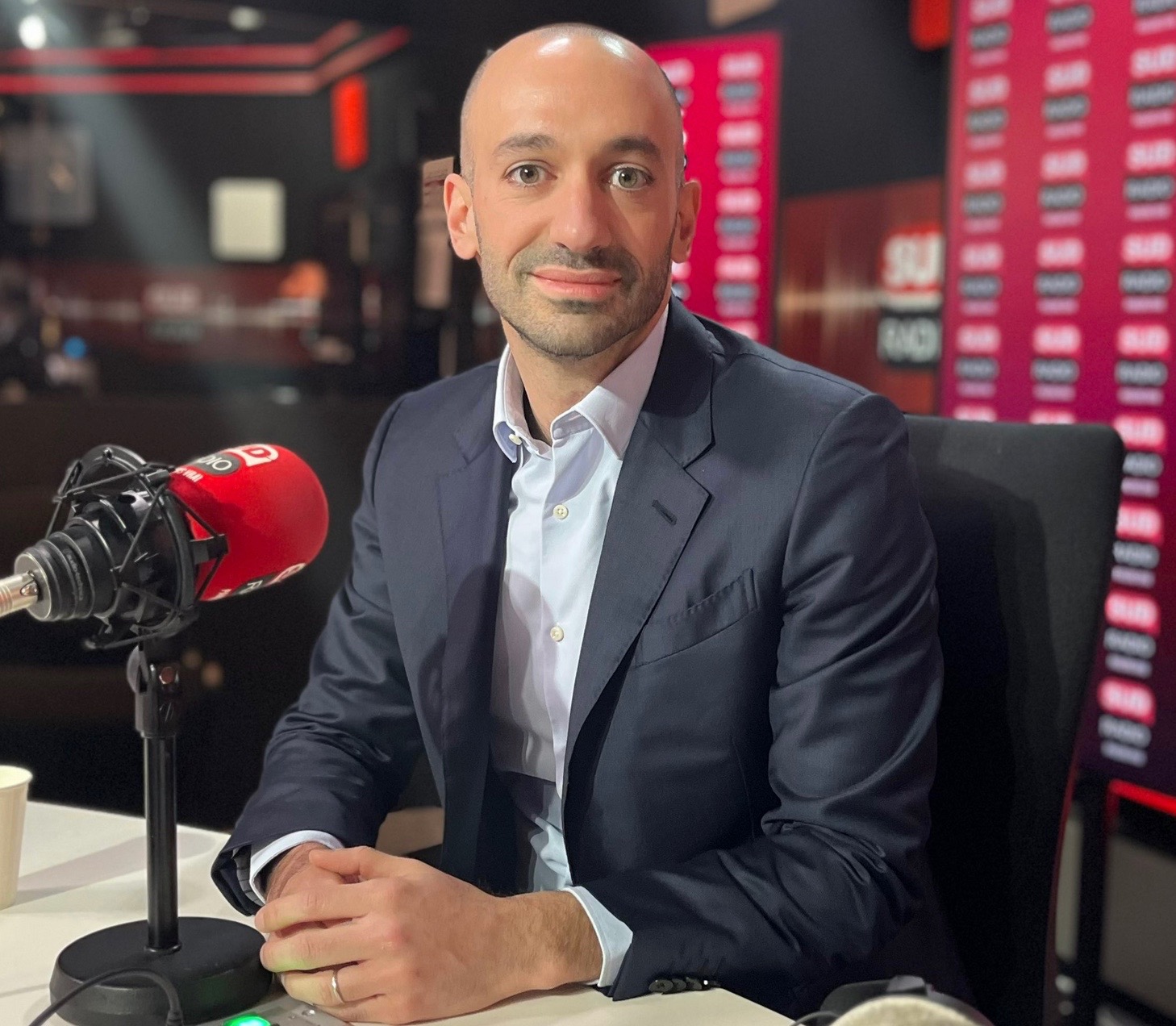 Avec Benjamin Haddad, député Renaissance de Paris et porte parole des ...