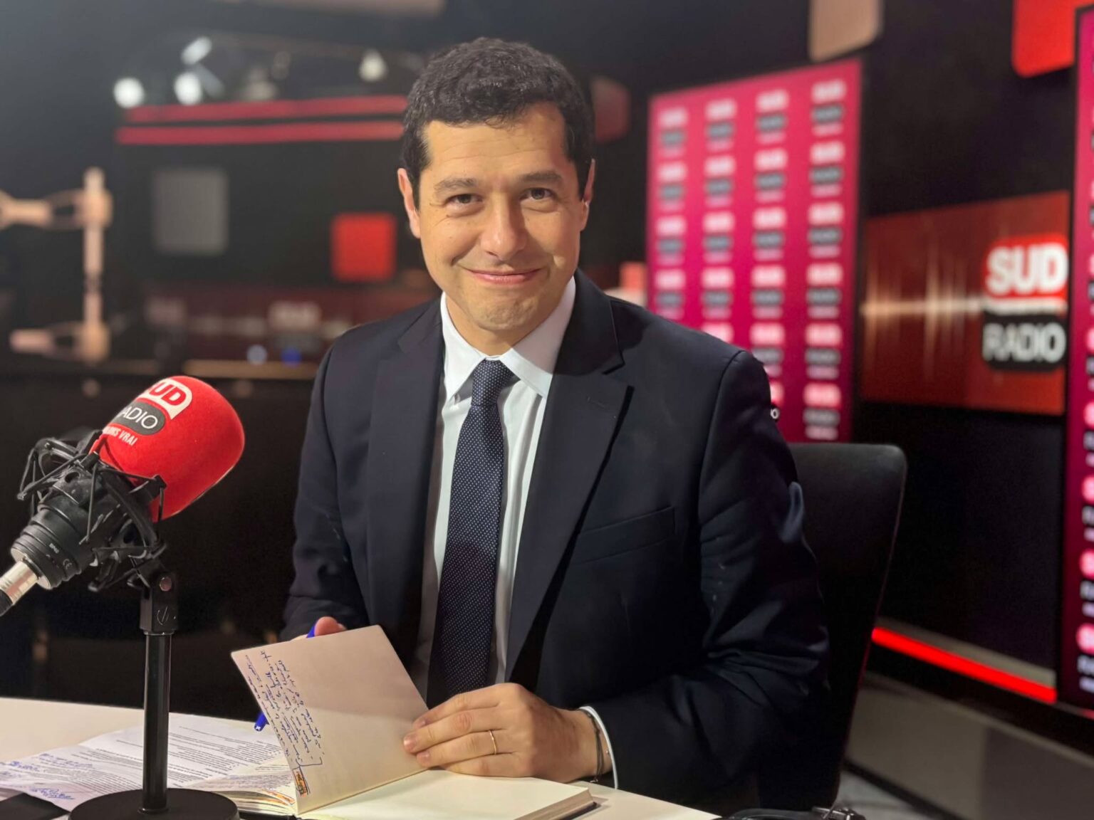 Confavreux sur l'Iran : "La diplomatie plutôt que les frappes"