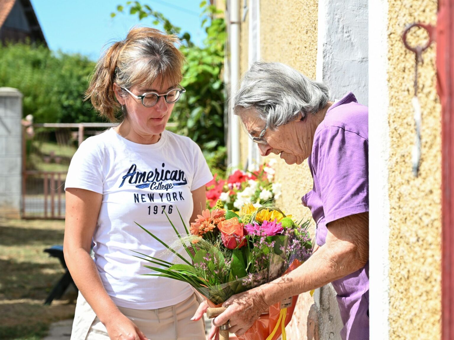 Un senior sur 3 part seul en vacances, comment y faire face